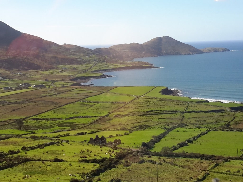 A Visual Guide to the Many Shades of Green in Ireland | DownshiftingPRO