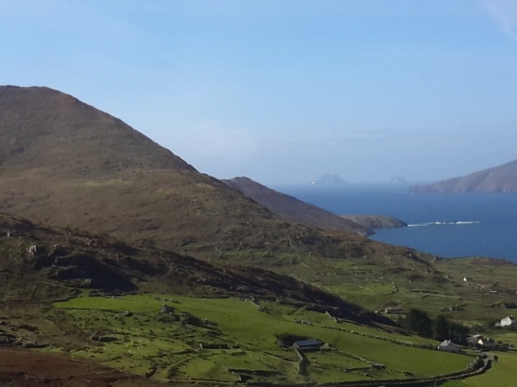 A Visual Guide to the Many Shades of Green in Ireland | DownshiftingPRO