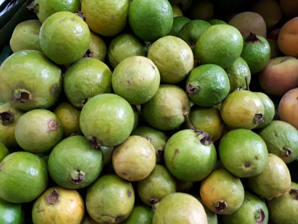 Ultimate Guide to Fruits and Juices of Colombia - with 32 Stunning ...